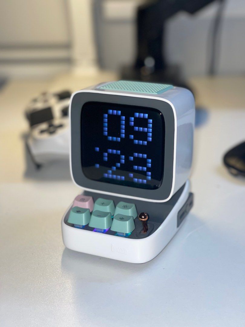 Divoom Ditoo Plus Pixel Art Bluetooth Speaker, Hobbies & Toys, Toys ...