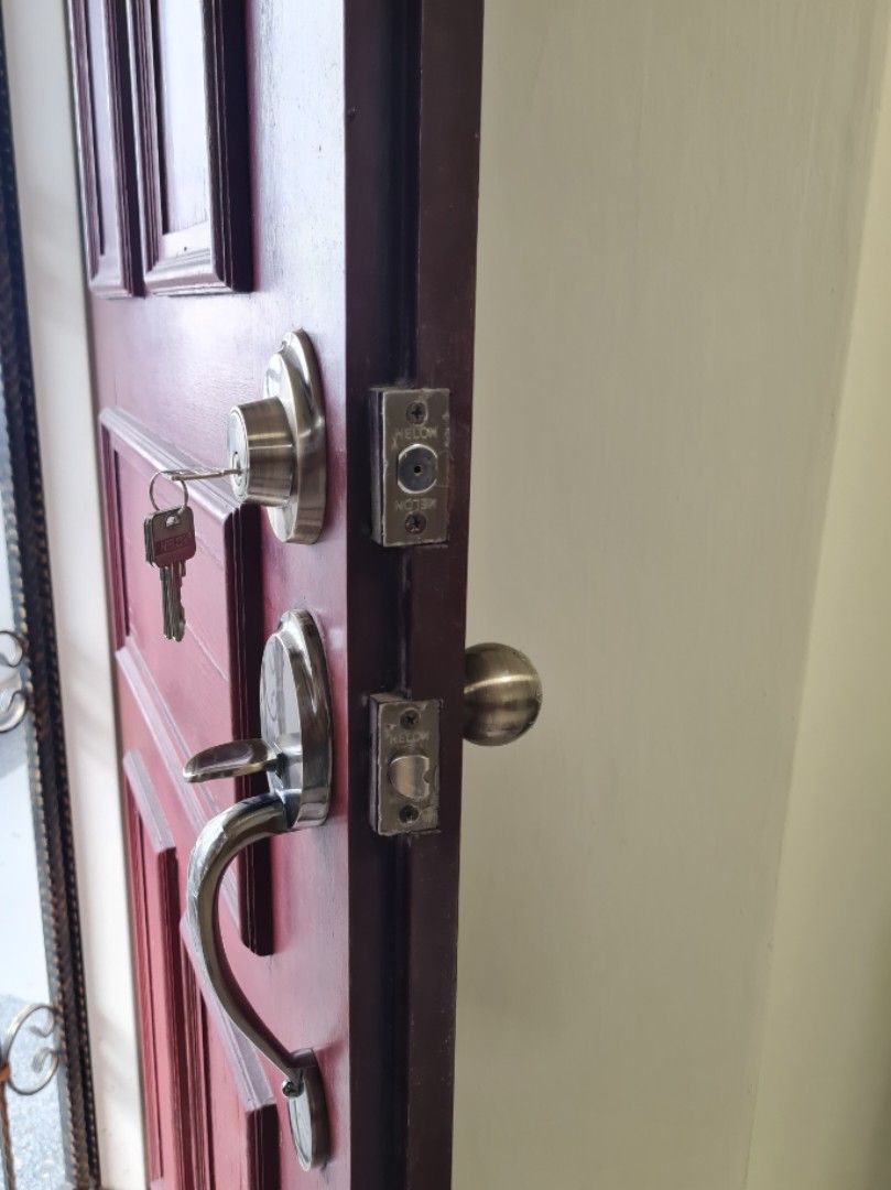 Door lock, Furniture & Home Living, Security & Locks, Locks, Doors ...