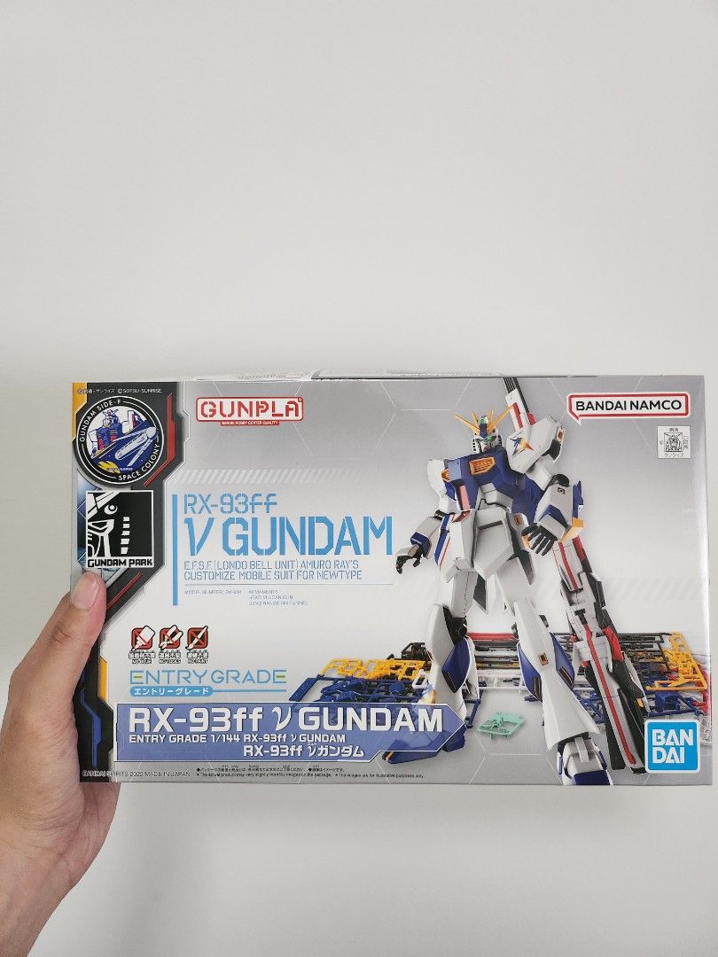 Eg 1/144 RX-93ff v Gundam (Fukuoka Gundam), Hobbies & Toys, Toys & Games on Carousell