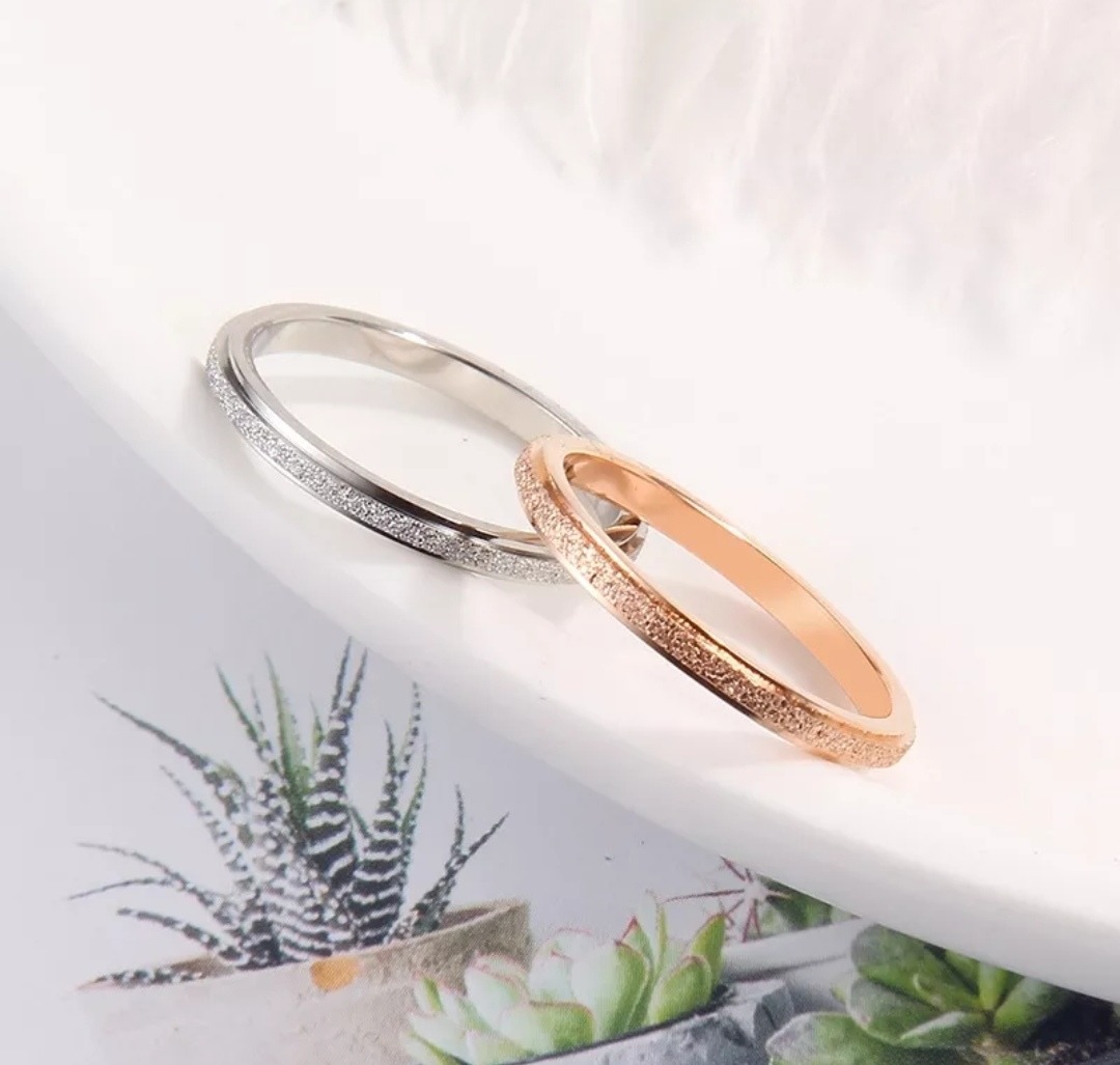 Frosted couple rings, Women's Fashion, Jewelry & Organisers, Rings on ...