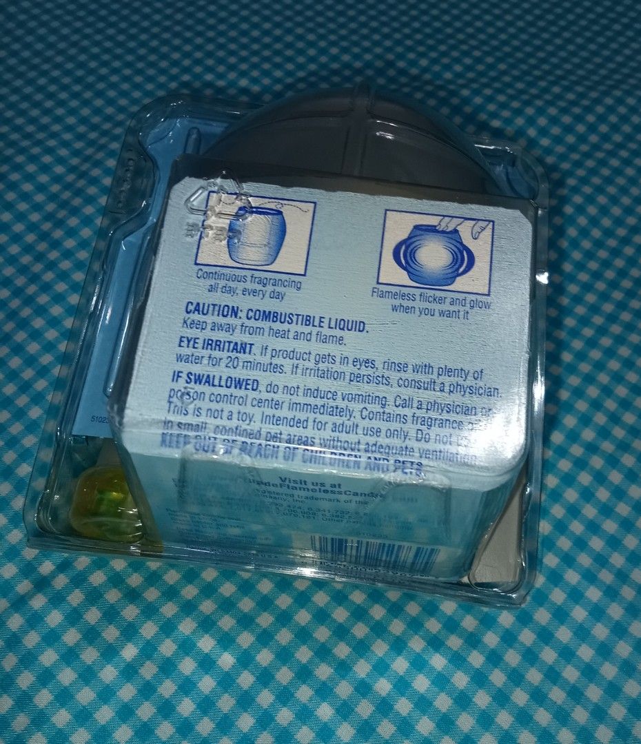 Glade Wisp Flameless Candle, Everything Else, Others on Carousell