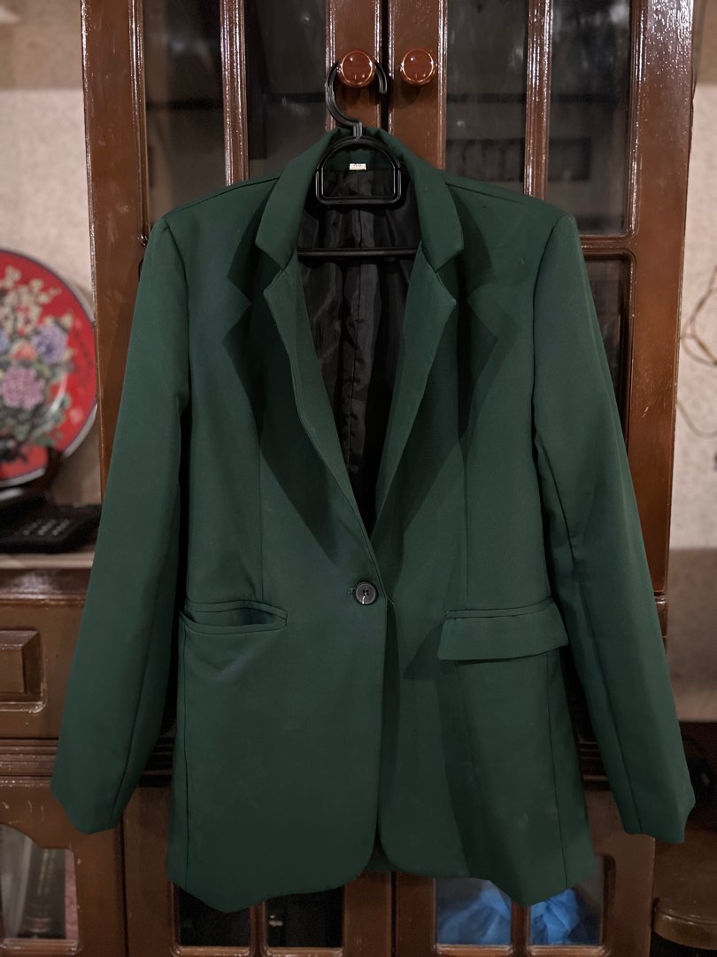 Green Blazer, Women's Fashion, Coats, Jackets and Outerwear on Carousell