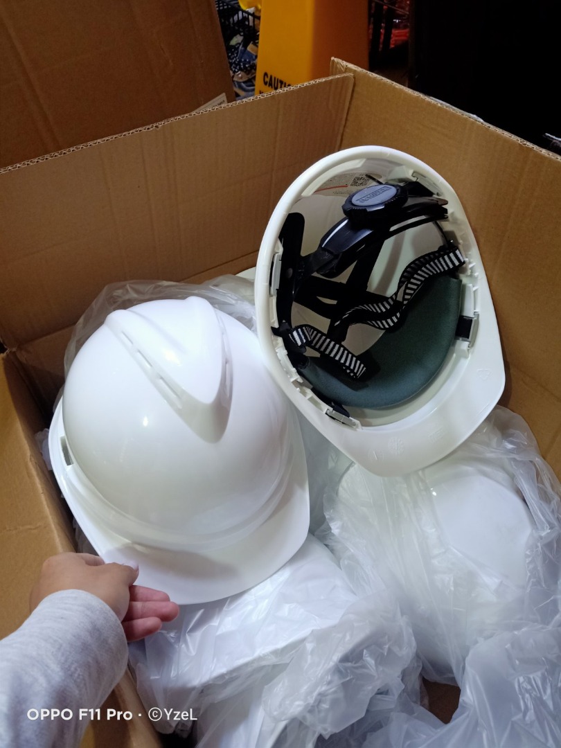 HARD HAT MSA BRAND, Commercial & Industrial, Construction & Building Materials on Carousell