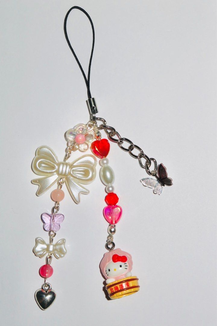 Hello Kitty Keychain, Mobile Phones & Gadgets, Mobile & Gadget ...