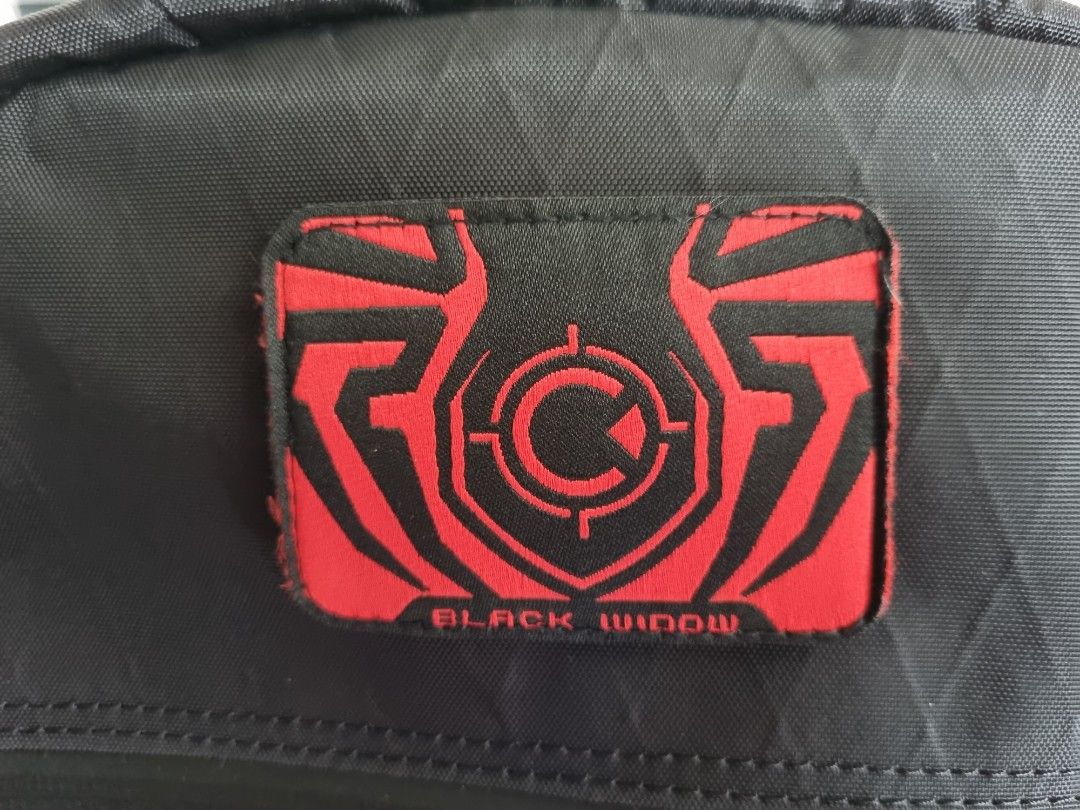 ISO: M.A.M.U Penguin x Chuyen Tactical Morale Patch, Men's Fashion ...