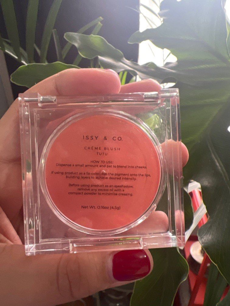 Issy & Co. Blush, Beauty & Personal Care, Face, Makeup on Carousell