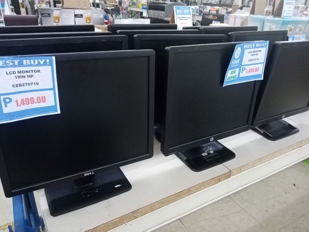LCD monitor 19 inch, Computers & Tech, Parts & Accessories, Monitor ...