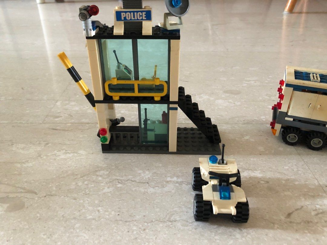 Lego Police Mobile Command Center, Hobbies & Toys, Toys & Games on ...