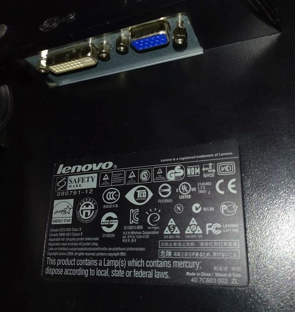 Lenovo ThinkVision L171P 17-inch LCD Monitor, Computers & Tech, Parts ...