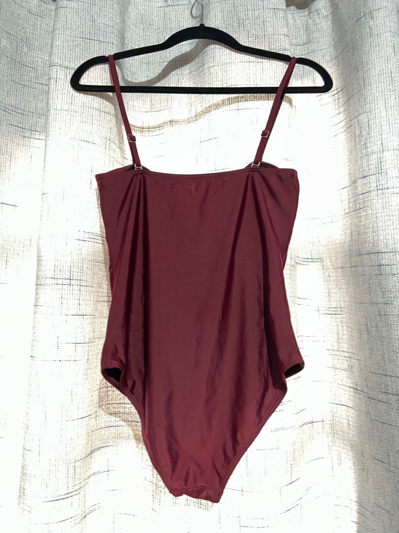 Maroon One-piece swimsuit, Women's Fashion, Swimwear, Bikinis ...