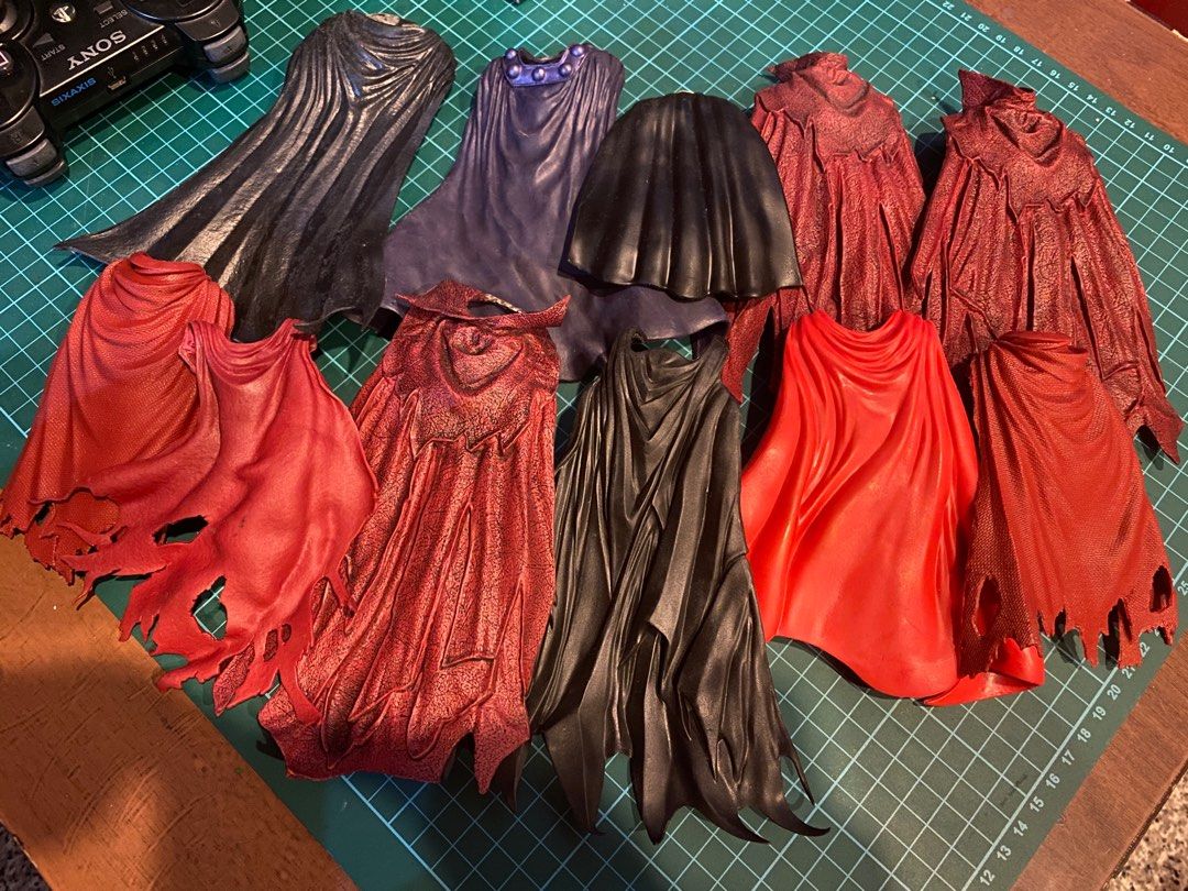 MARVEL LEGENDS BAF AND CAPE (CAPES), Hobbies & Toys, Toys & Games on ...