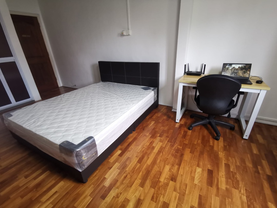 Master room for rental, Property, Rentals, Room Rentals on Carousell