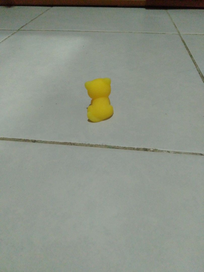 mini yellow cat mochi, Hobbies & Toys, Toys & Games on Carousell