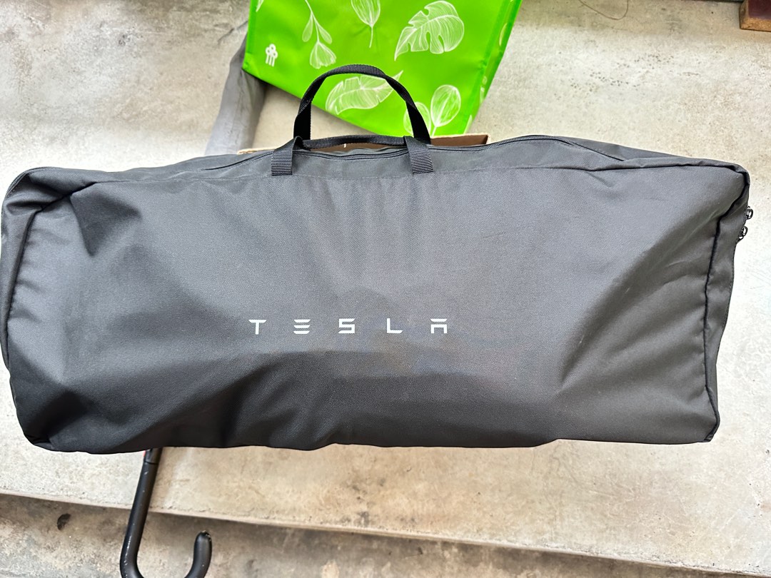 Tesla model 3 & Y pet liner, Car Accessories, Accessories on Carousell