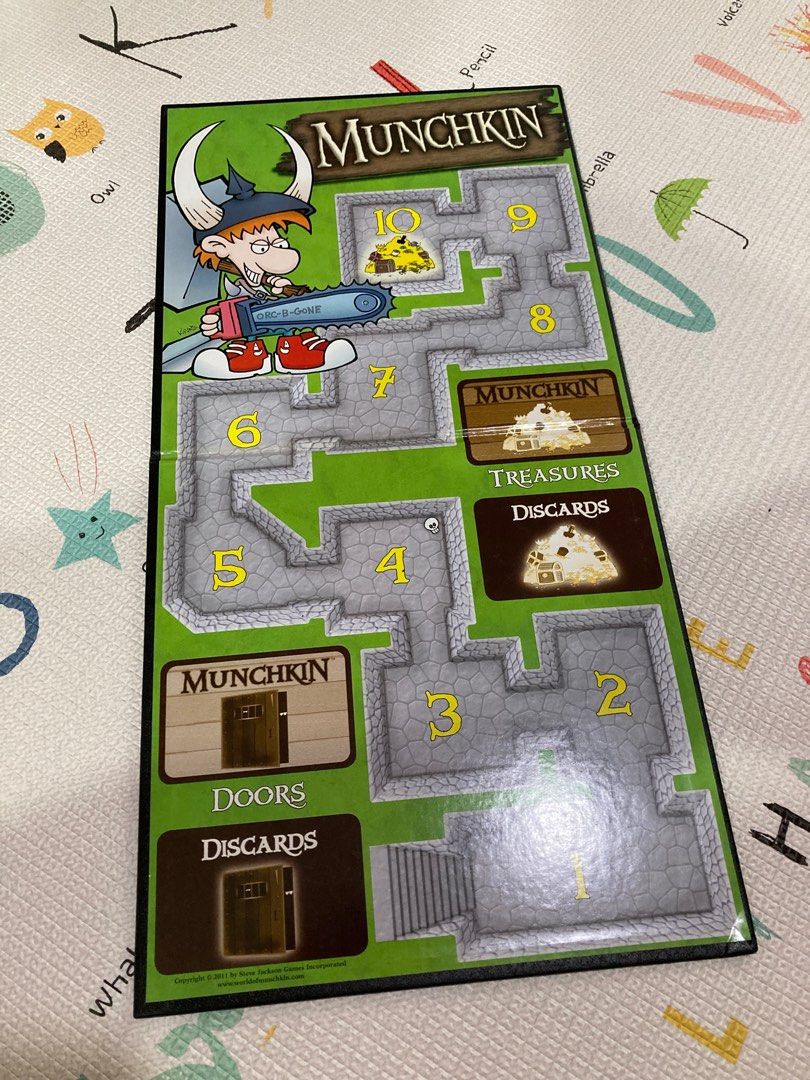 Munchkin Boardgame, Hobbies & Toys, Toys & Games on Carousell