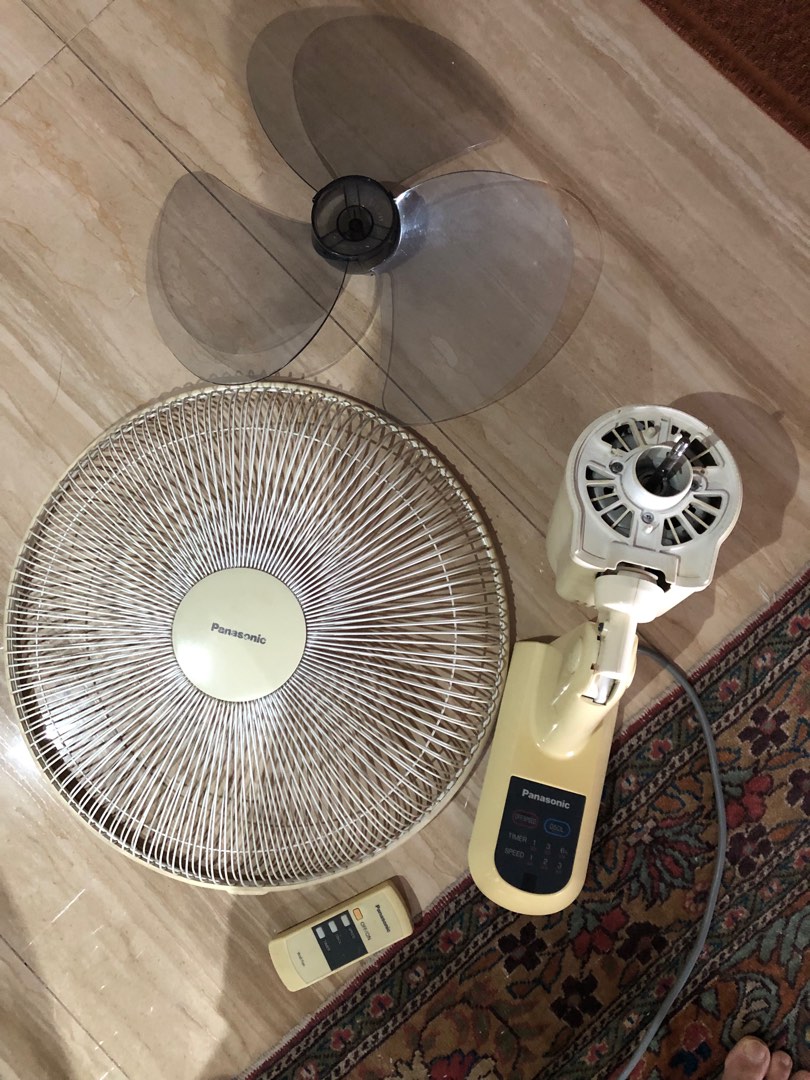Panasonic wall fan, Furniture & Home Living, Lighting & Fans, Fans on ...