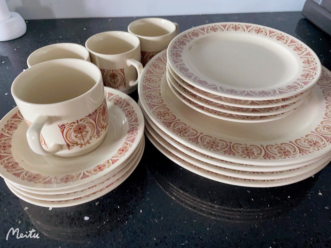 plate and coffee cup set/set pinggan dan cawan kopi, Furniture & Home ...