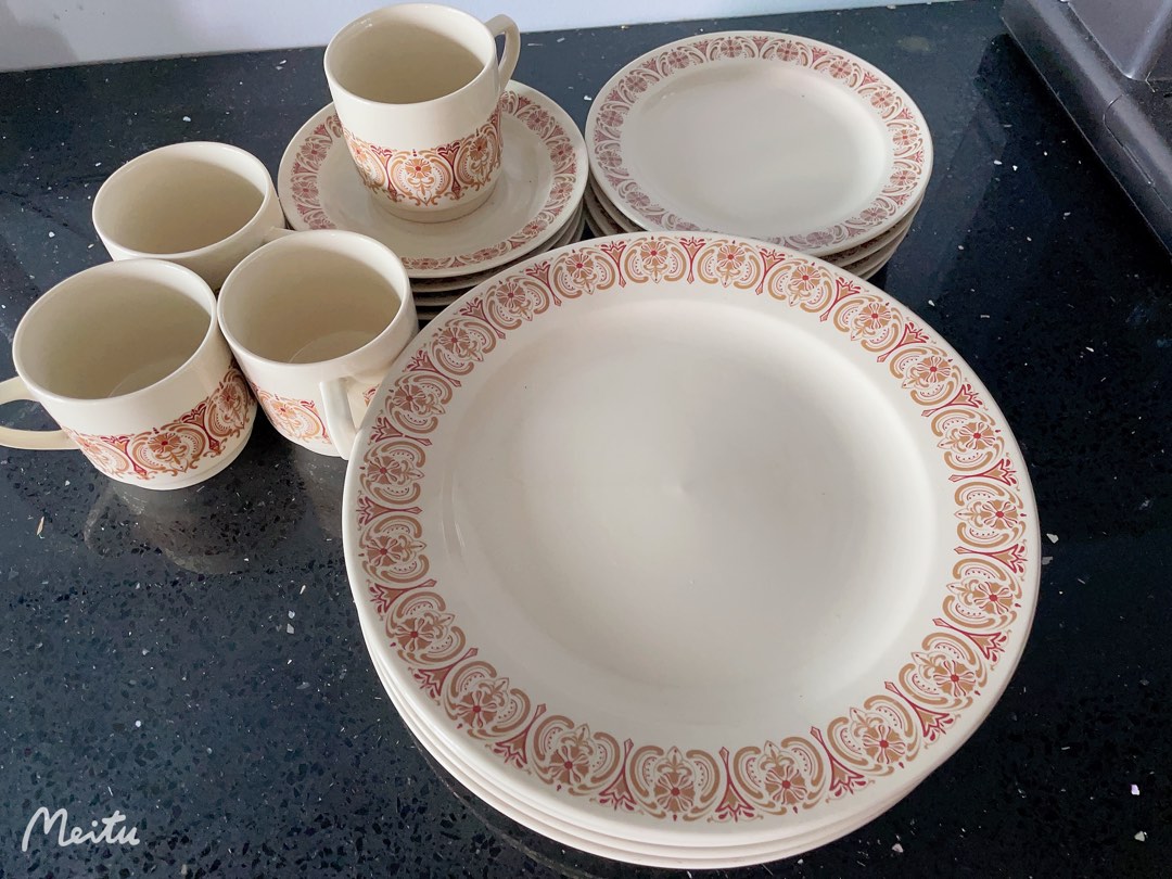 plate and coffee cup set/set pinggan dan cawan kopi, Furniture & Home ...