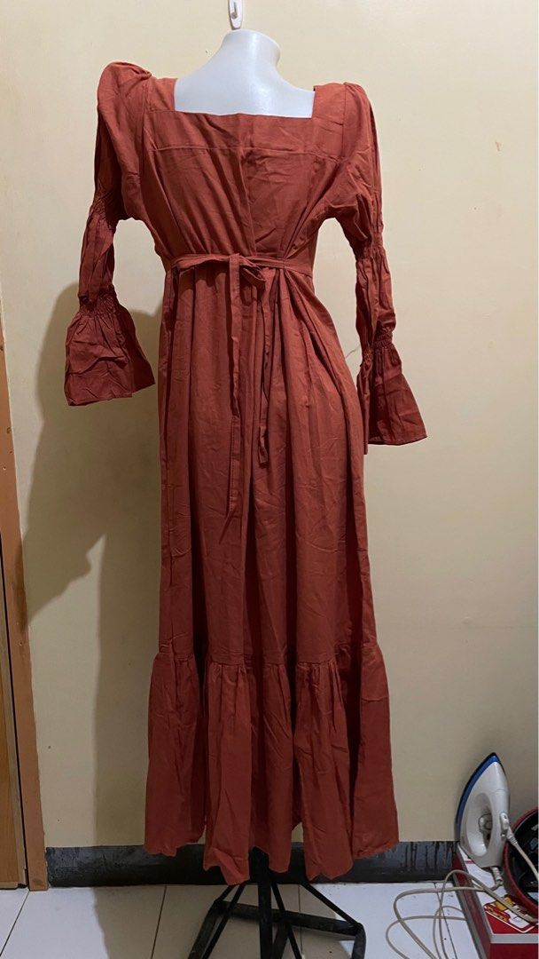 PREMIUM BANGKOK (BKK) MAXI DRESS IN RUST, Women's Fashion, Dresses ...