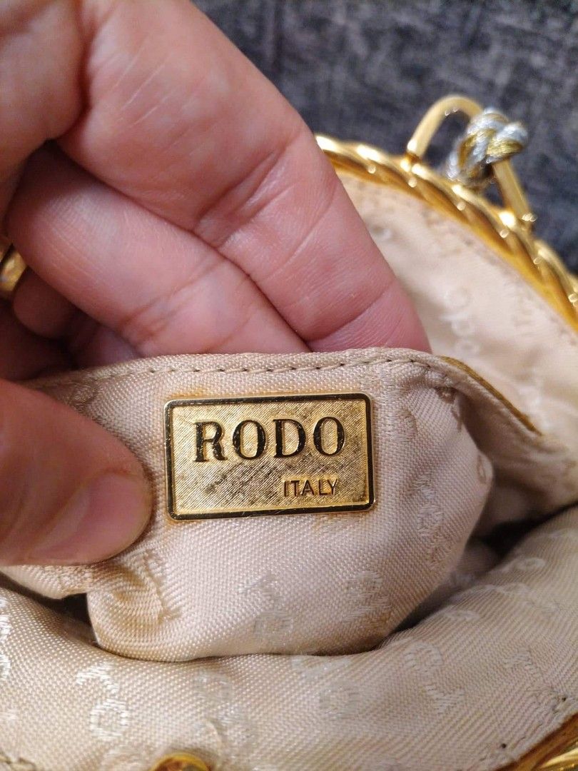 Rodo italy kisslock bag(cruchet), Women's Fashion, Bags & Wallets ...