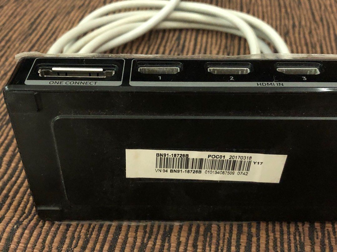 Samsung One Connect hdmi extension, TV & Home Appliances, TV ...