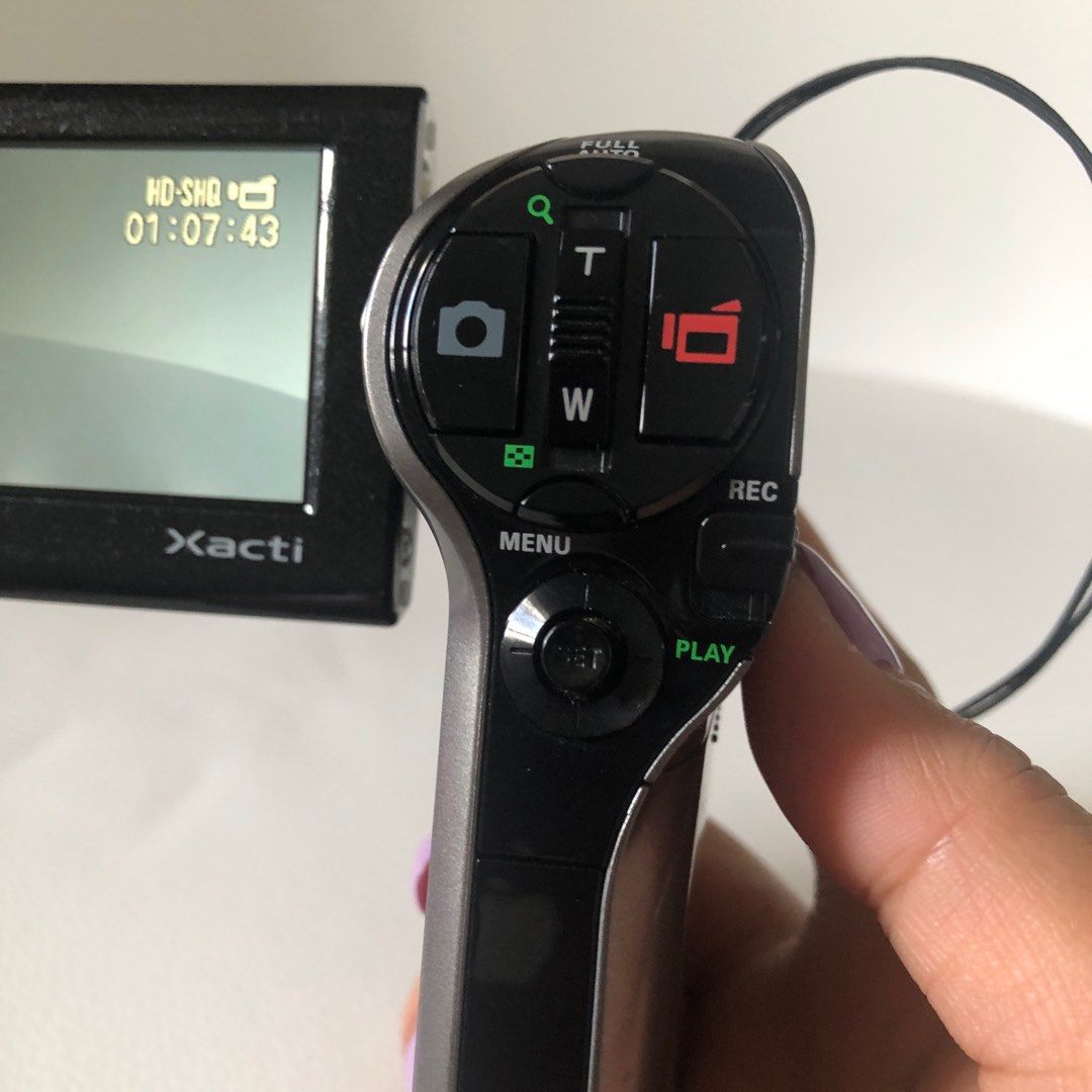 SANYO XACTI / Camera / Camcorder, Photography, Cameras on Carousell