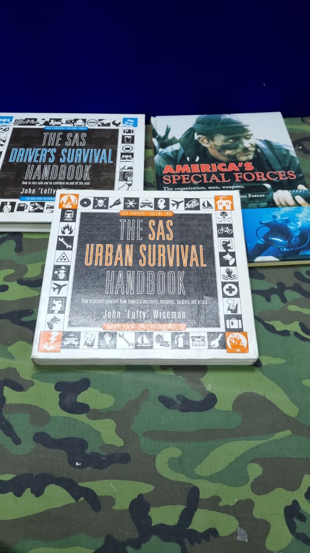 SAS Survival Handbook, Hobbies & Toys, Books & Magazines, Fiction & Non ...