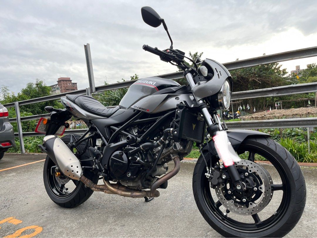 SUZUKI SV650XA, 機車, 重機在旋轉拍賣