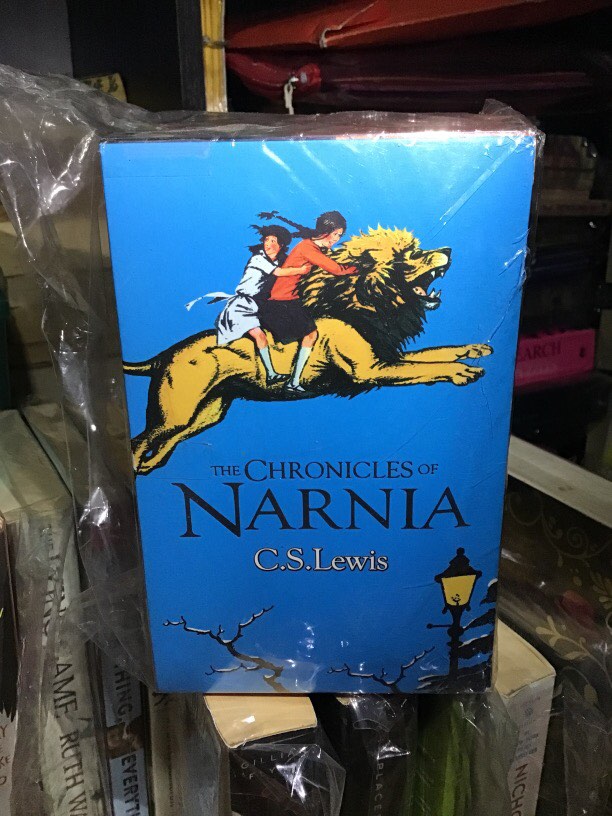 The Chronicles of Narnia book set, Hobbies & Toys, Books & Magazines, Children's Books on Carousell