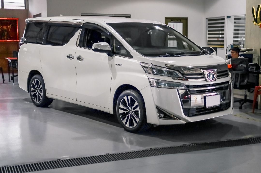 TOYOTA VELLFIRE HYBRID 7-SEATER 2.5X CVT, Cars, Car Rental on Carousell