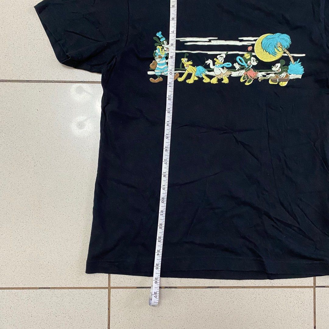 Uniqlo Disney Muscle Fit Shirt (M), Men's Fashion, Tops & Sets, Tshirts ...