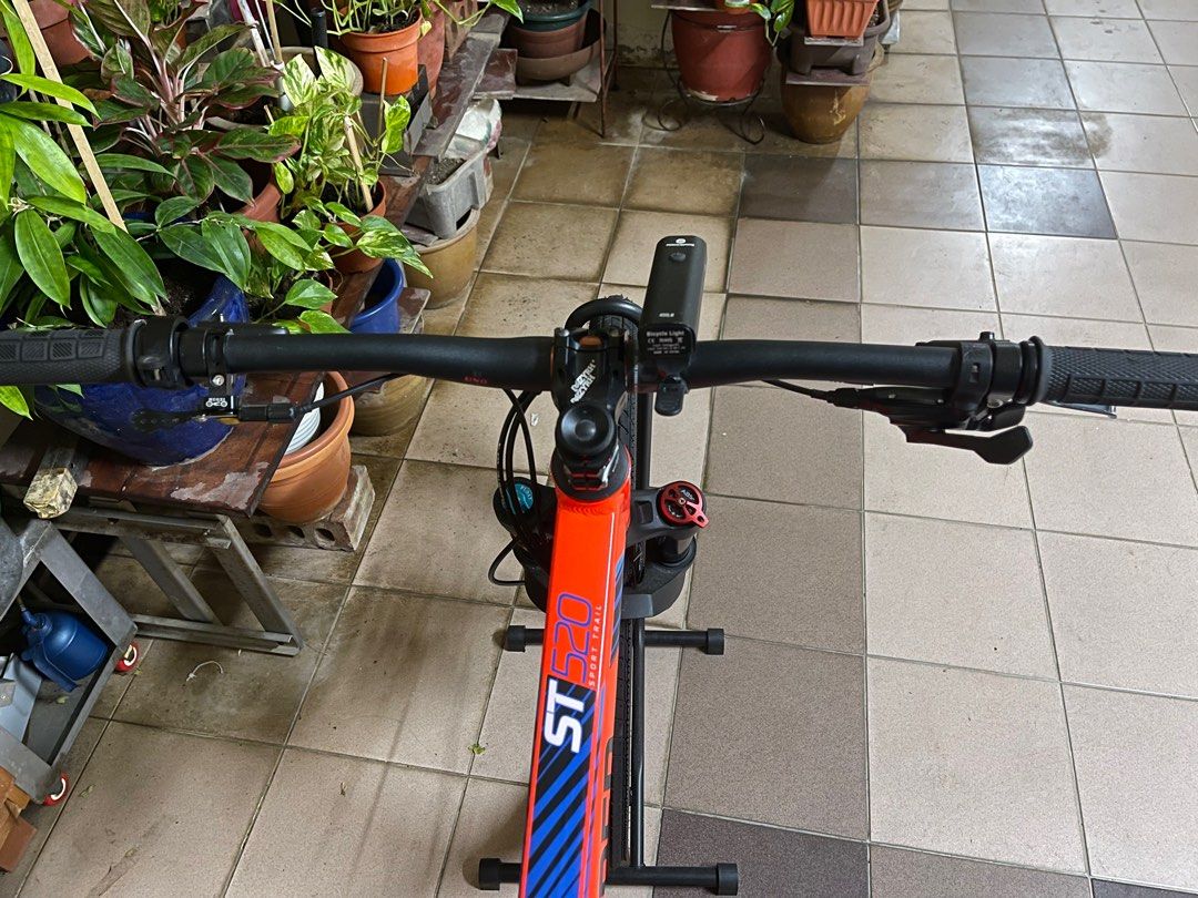 Upgraded Rockrider ST 520, Sports Equipment, Bicycles & Parts, Bicycles ...