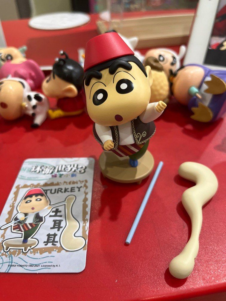 wts la bi xiao xin crayon shin chan mini figurine / pop mart, Hobbies ...