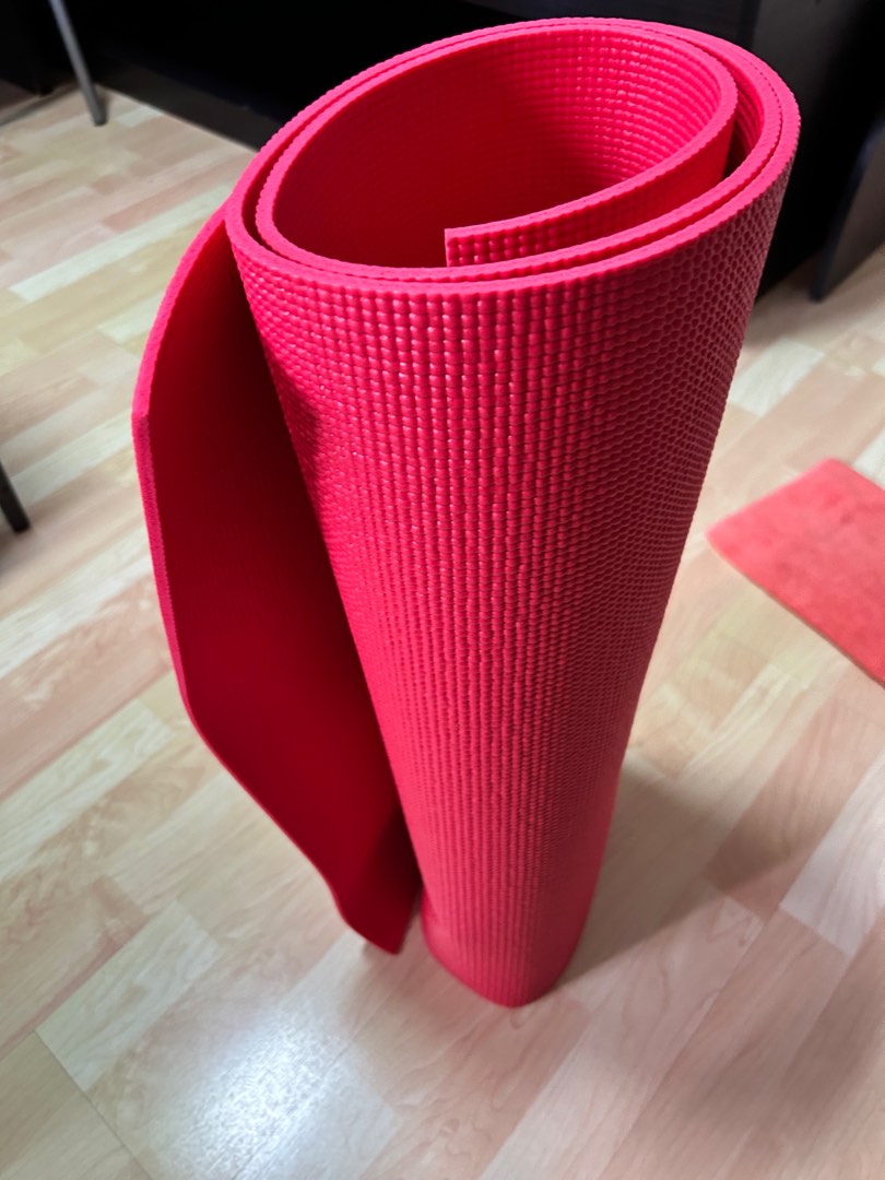 Yoga map, Sports Equipment, Exercise & Fitness, Exercise Mats on Carousell