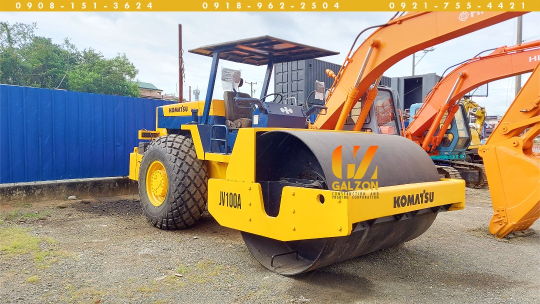 10 tonner Komatsu JV100A Vibro Compactor, Commercial & Industrial ...