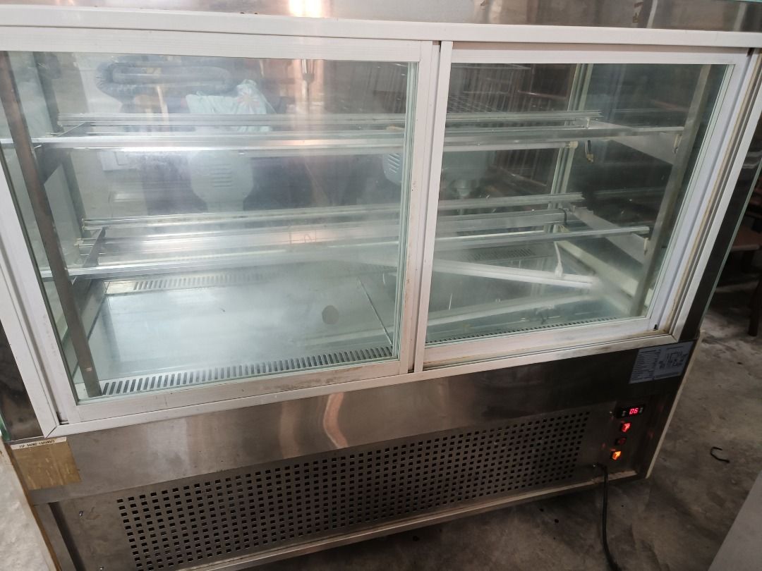 5ft Cake chiller, TV & Home Appliances, Kitchen Appliances ...