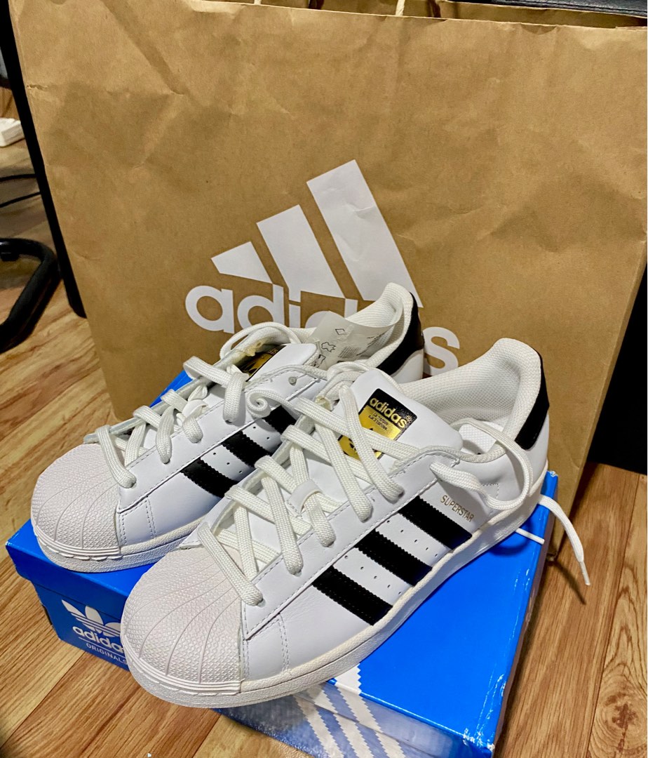 Adidas Superstar W, Women's Fashion, Footwear, Sneakers on Carousell