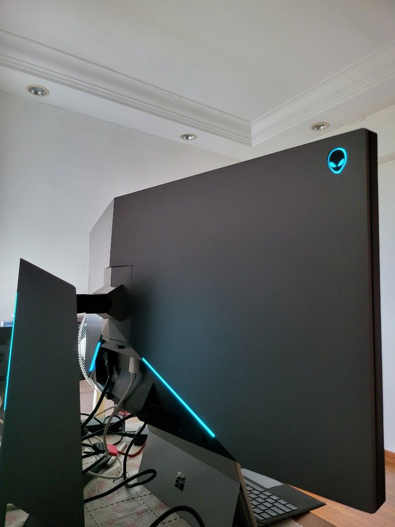 Alienware AW3418Dw, Computers & Tech, Desktops on Carousell