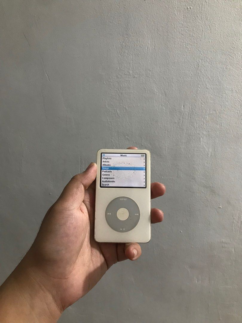 Apple ipod classic 5th gen 30gb, Mobile Phones & Gadgets, Other Gadgets ...