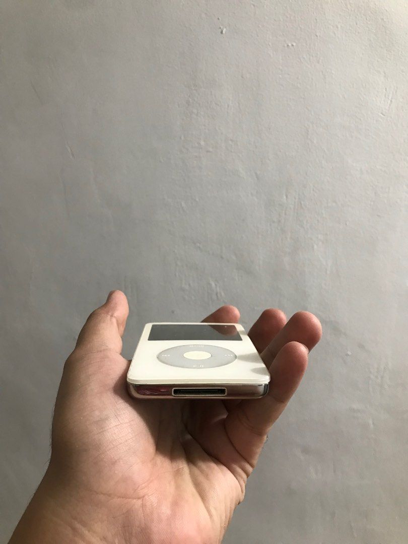 Apple ipod classic 5th gen 30gb, Mobile Phones & Gadgets, Other Gadgets ...