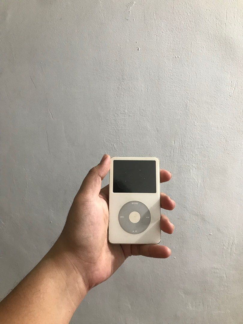 Apple ipod classic 5th gen 30gb, Mobile Phones & Gadgets, Other Gadgets ...