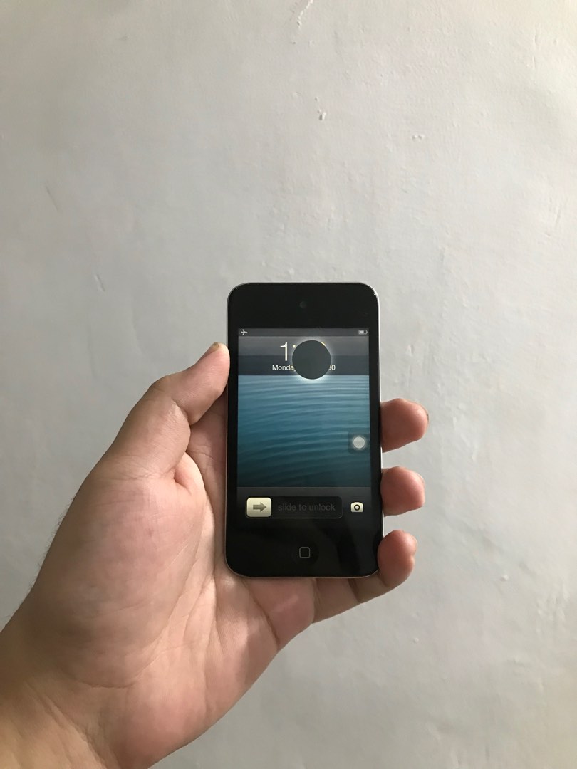 Apple ipod touch 4th gen 8gb, Mobile Phones & Gadgets, Mobile Phones ...
