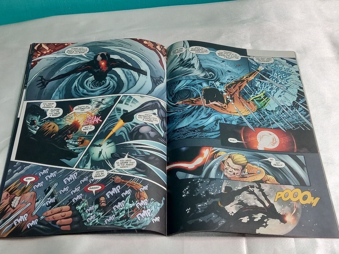 AQUAMAN DC Comics #22 The EEL Strikes! November 2004, Hobbies & Toys ...