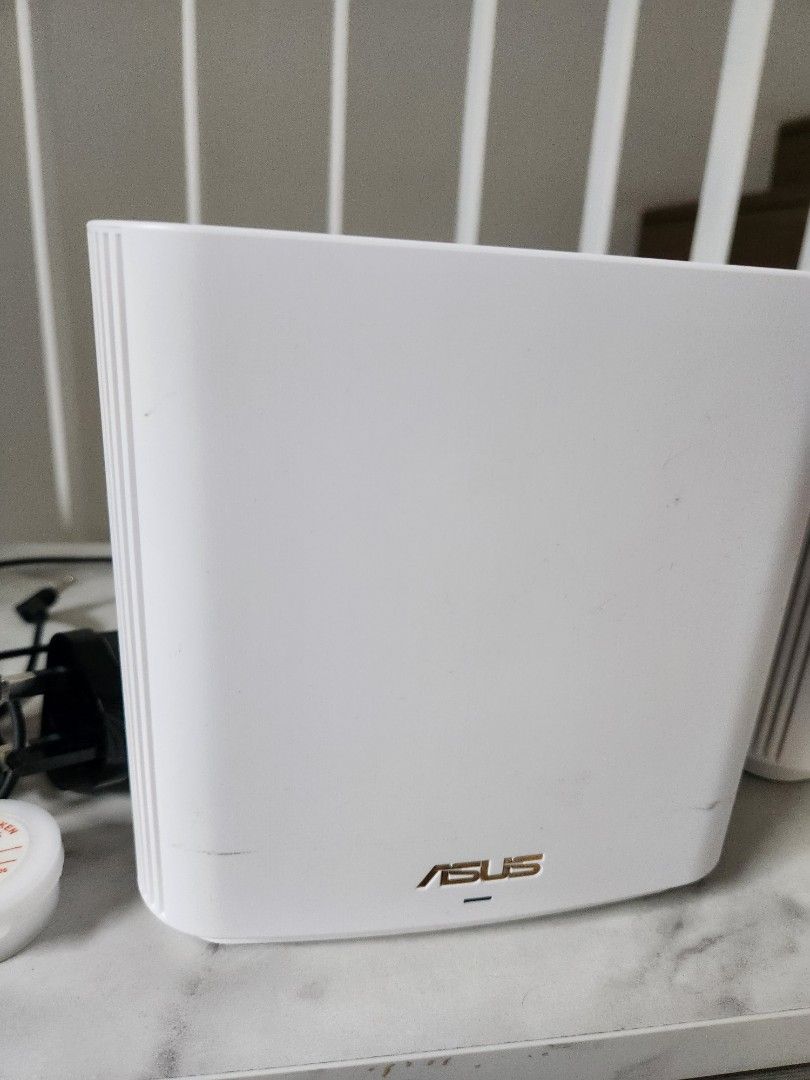 ASUS ZenWiFi XT8 AX6600 Tri-Band 1-Pack Wifi Mesh Router, Computers ...