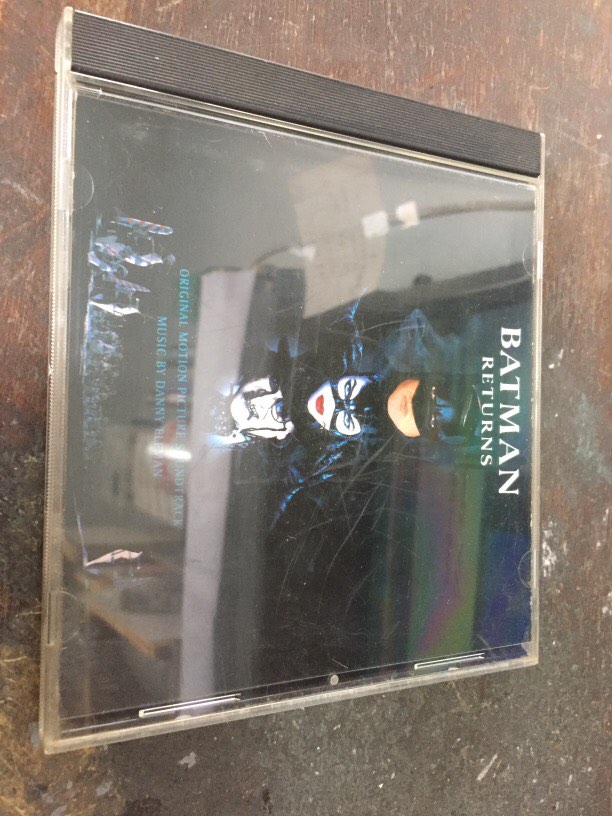 Batman returns CD 原聲大碟, 興趣及遊戲, 音樂樂器 & 配件, 音樂與媒體 - CD 及 DVD - Carousell