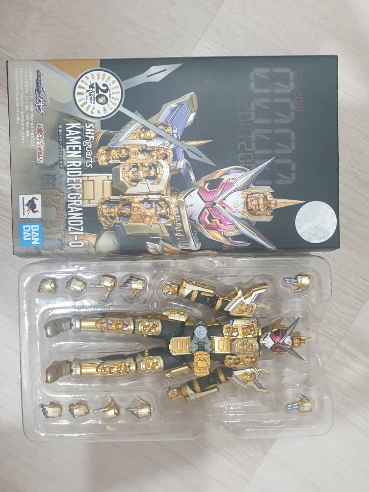 (BIB) SHF Kamen Rider Grand ZiO Zi-O, Hobbies & Toys, Collectibles ...