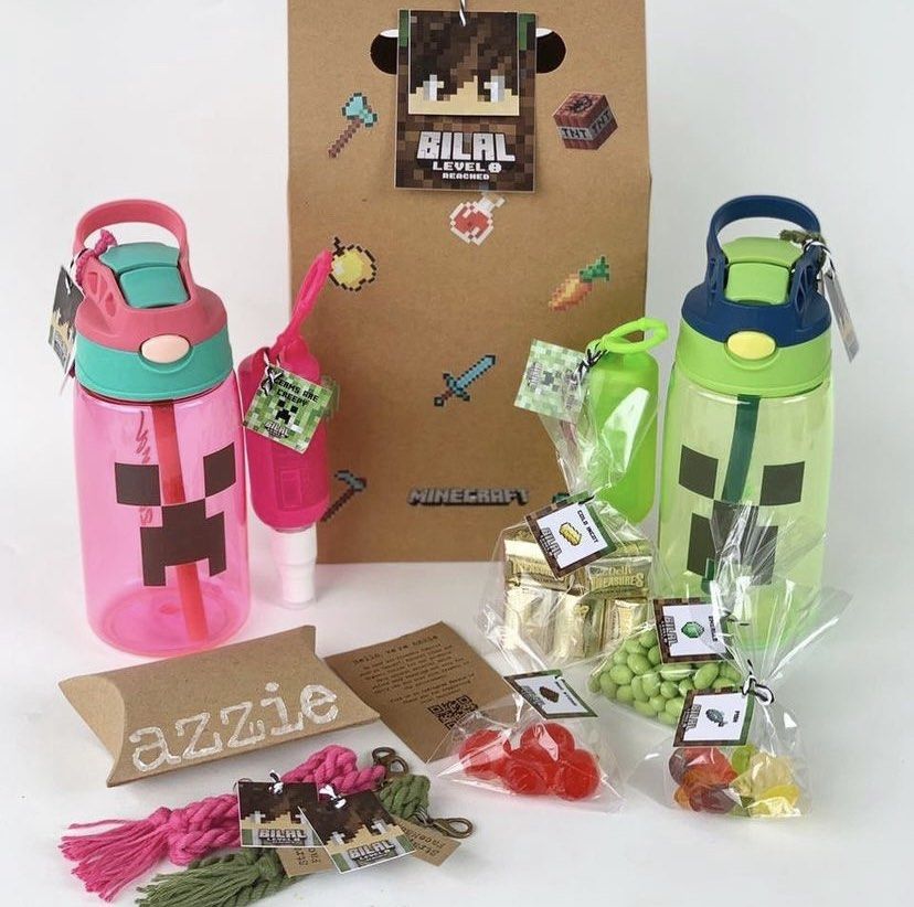 Birthday Hampers -Minecraft Theme, Furniture & Home Living, Kitchenware ...