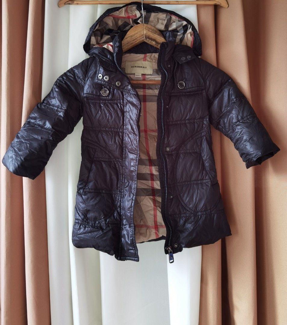 Burberry puffer jacket, Luxury, Apparel on Carousell