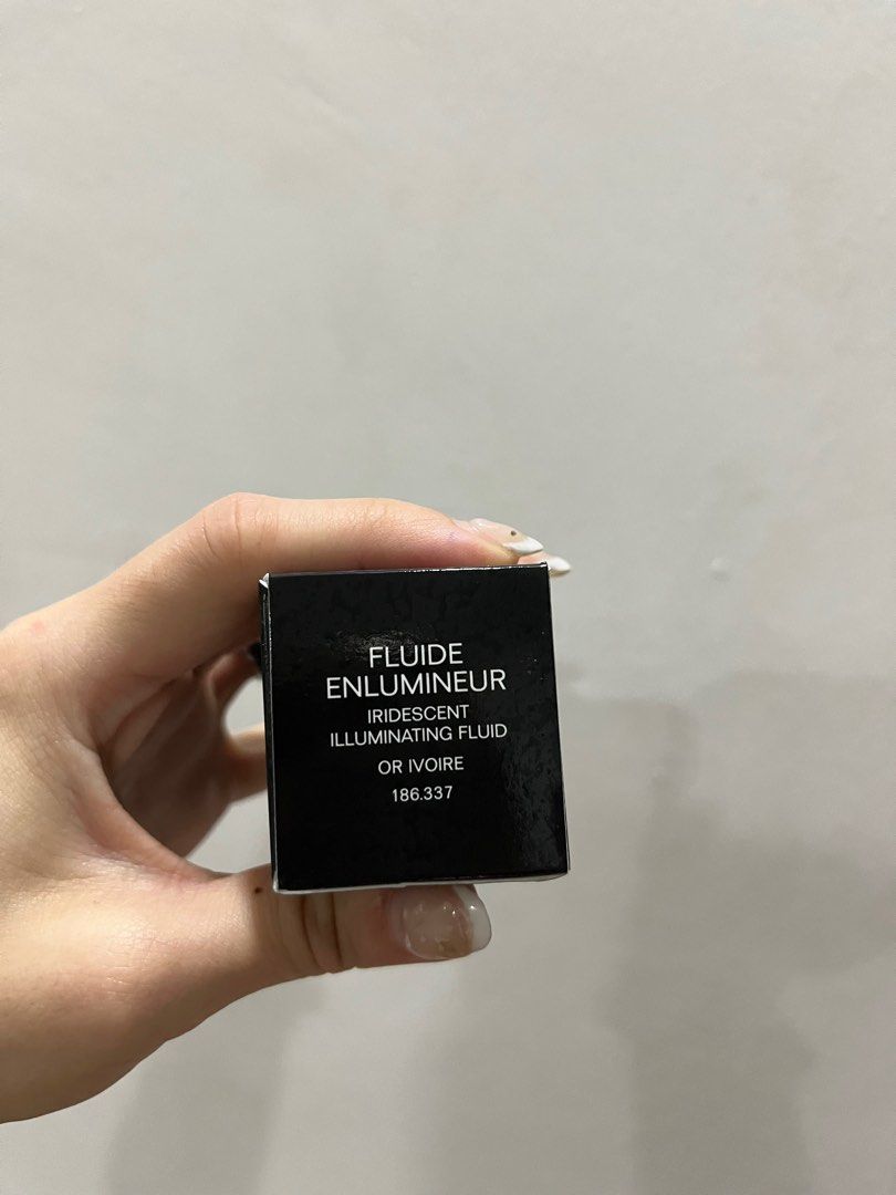 Chanel Fluide Enlumineur, Beauty & Personal Care, Face, Makeup on Carousell
