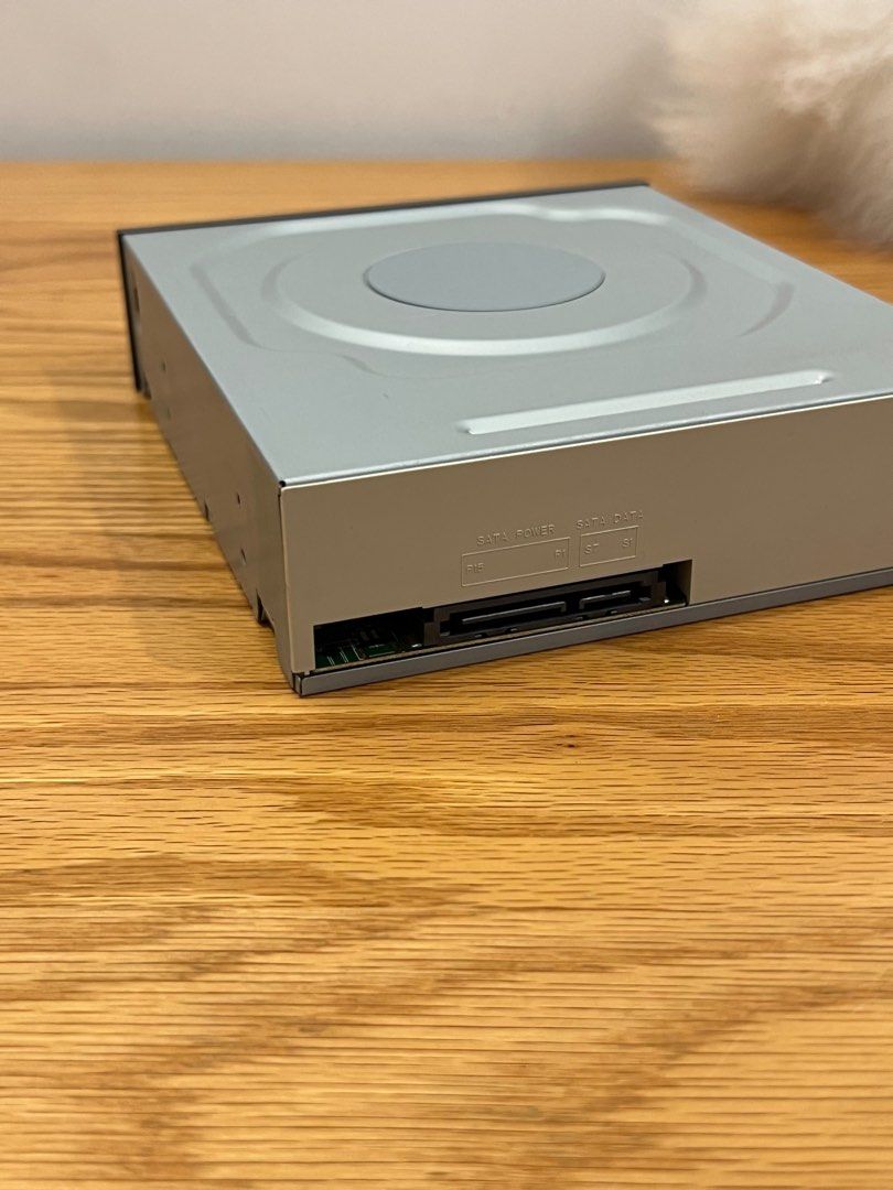 DELL DVD/CD REWRITABLE DRIVE MODEL DH-16AESH, 電腦＆科技, 電腦周邊及配件, 電腦周邊產品 ...